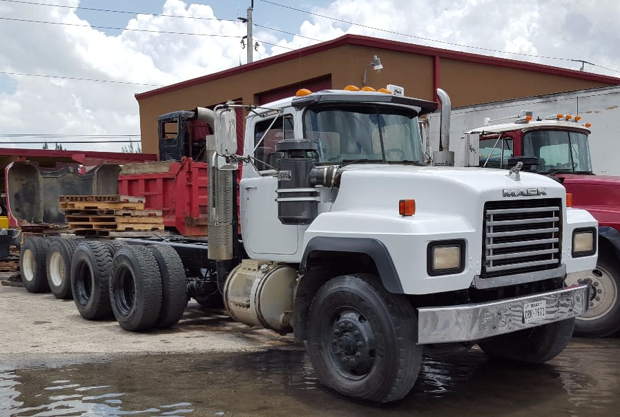 2000 MACK - AGA Group & Associates